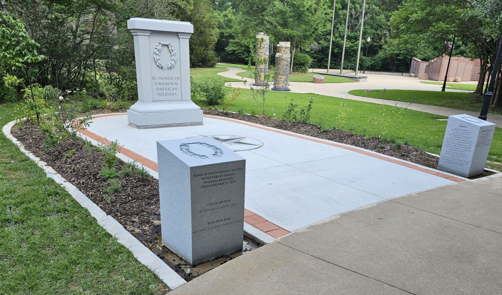 Home Never Forget Garden